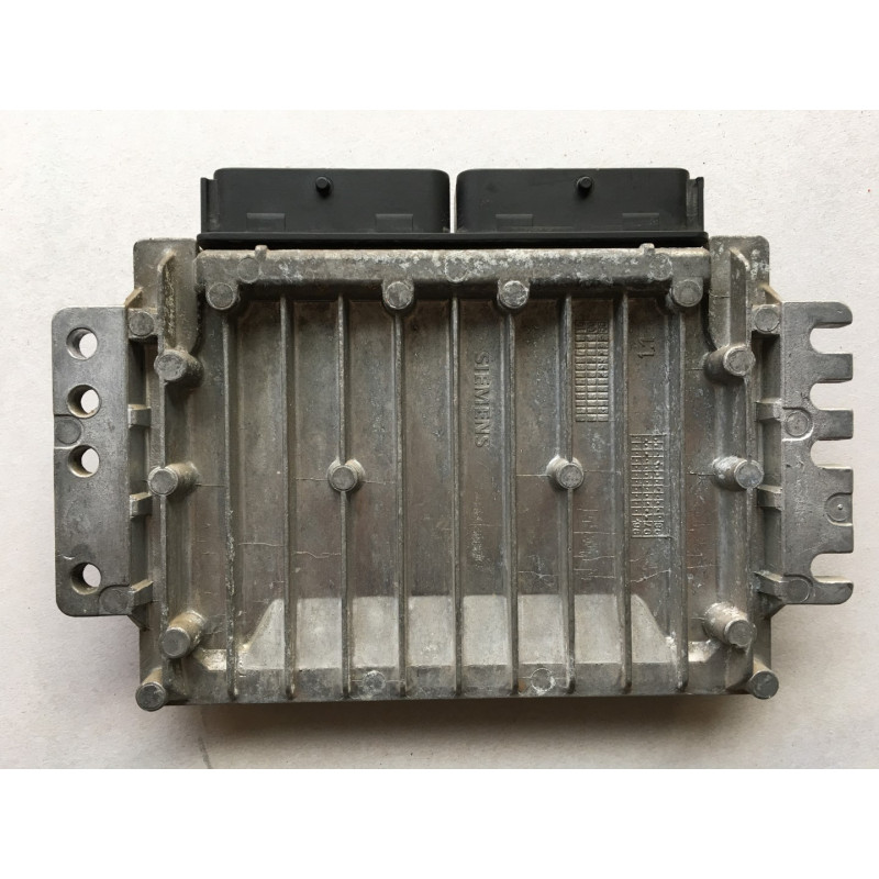 ENGINE ECU SIEMENS SIRIUS 32 S110030034B RENAULT 8200035692 7700110471
