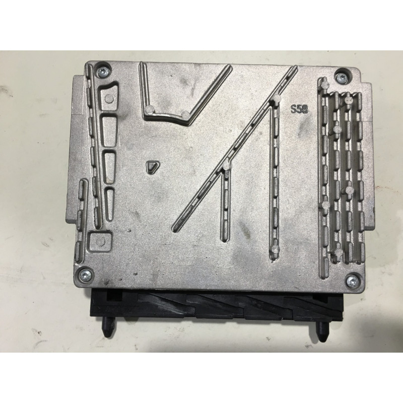 ECU MOTOR BOSCH ME7.0.1 0261208289 VOLVO 30668478A LC.2