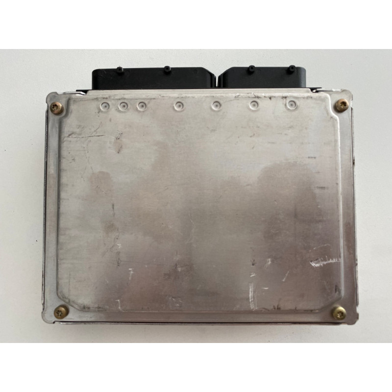 ECU MOTOR BOSCH ME7.5 0261207978 VAG 8E0909557H