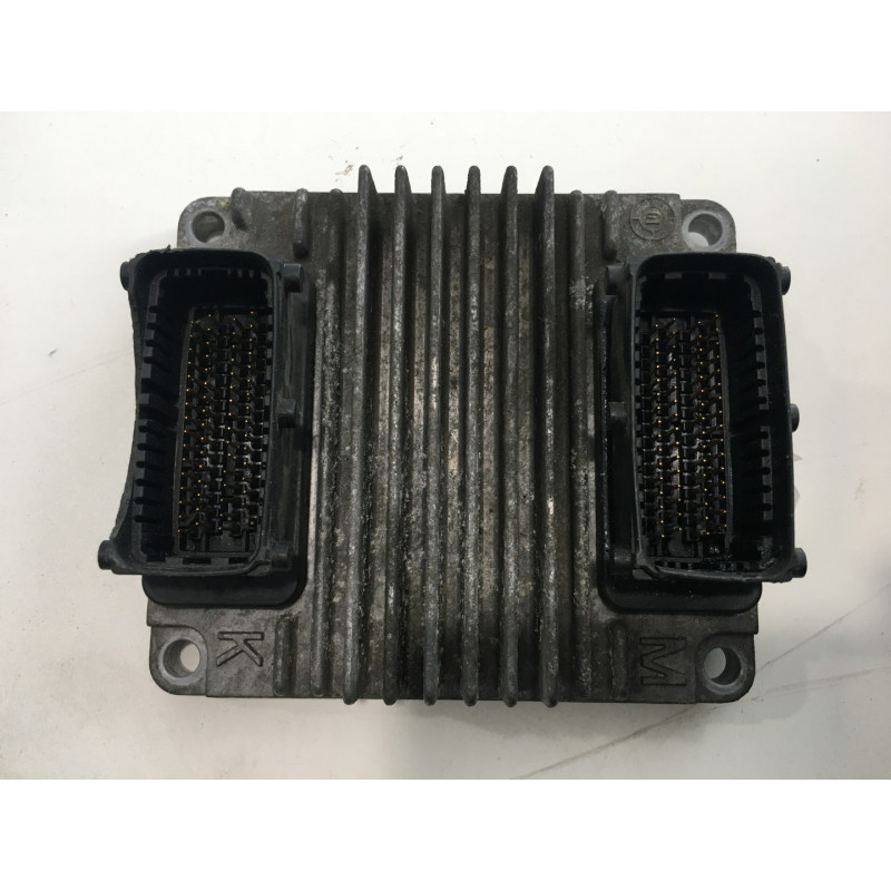 ENGINE ECU DELPHI DELCO HSFI-2.1 OPEL 12223650 DSBH