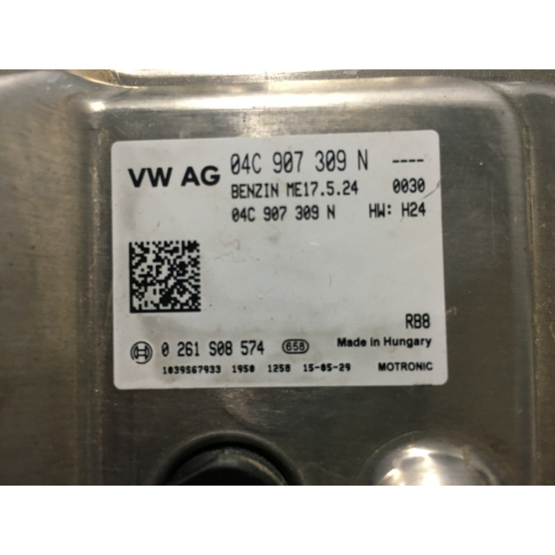 ENGINE ECU BOSCH ME17.5.24 0261S08574 VAG 04C907309N