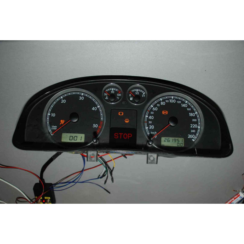 INSTRUMENT CLUSTERS